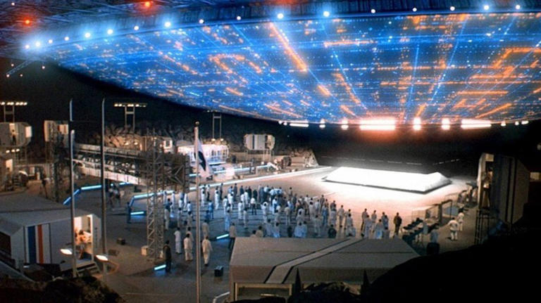 The classic sci-fi movie that earned Steven Spielberg his only writing ...