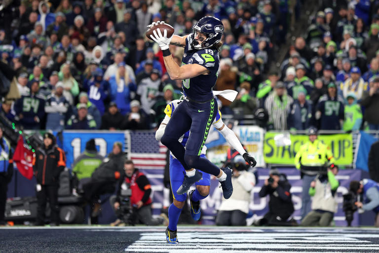 Super Bowl odds 2026: Seattle Seahawks early favorites over New England ...