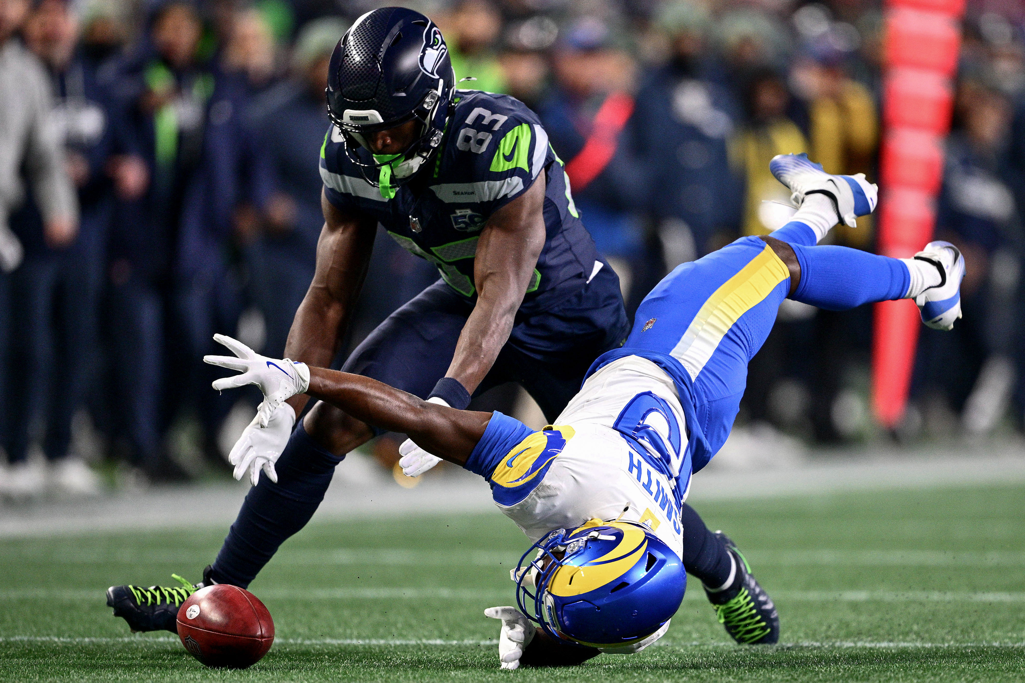 Xavier Smith brutally muffs Rams punt return as Seahawks score off blunder