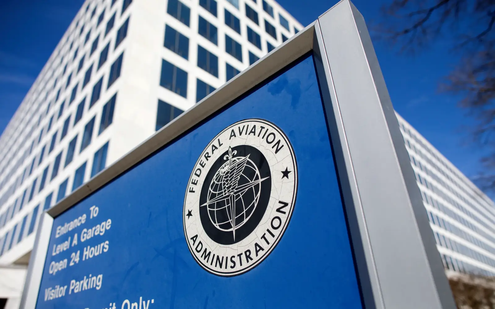 FAA confirms air traffic control overhaul management contract worth US ...