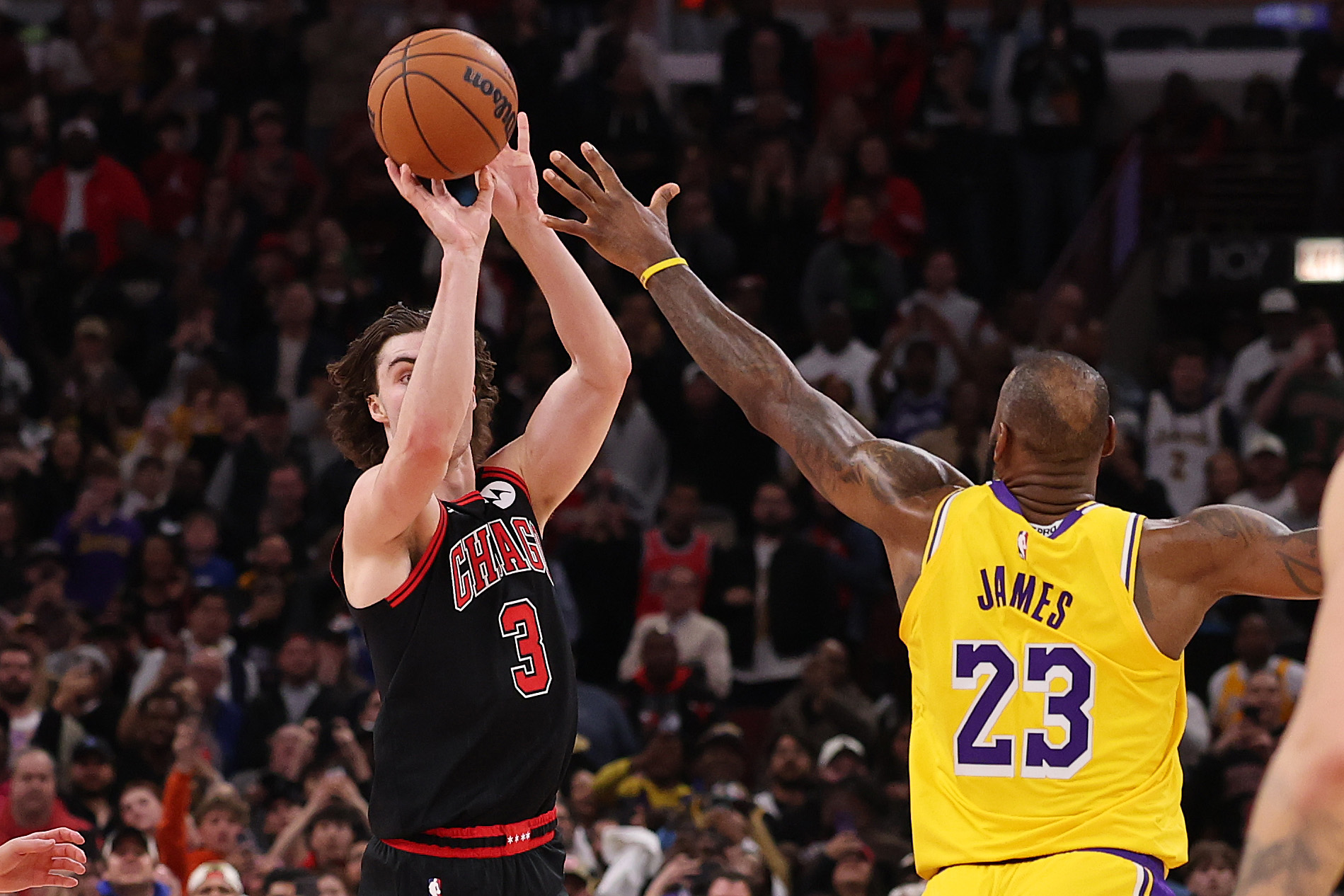Lakers vs. Bulls preview: Road trip heads east