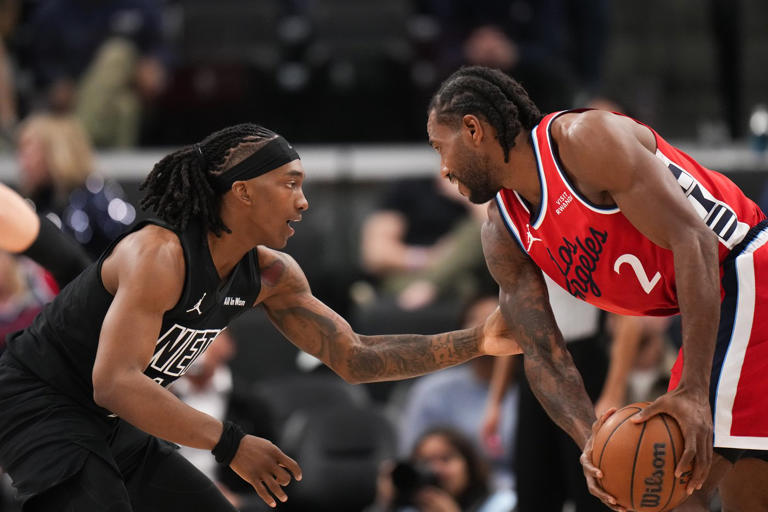 Kawhi Leonard, James Harden fuel fast start as Clippers rout Nets 126-89