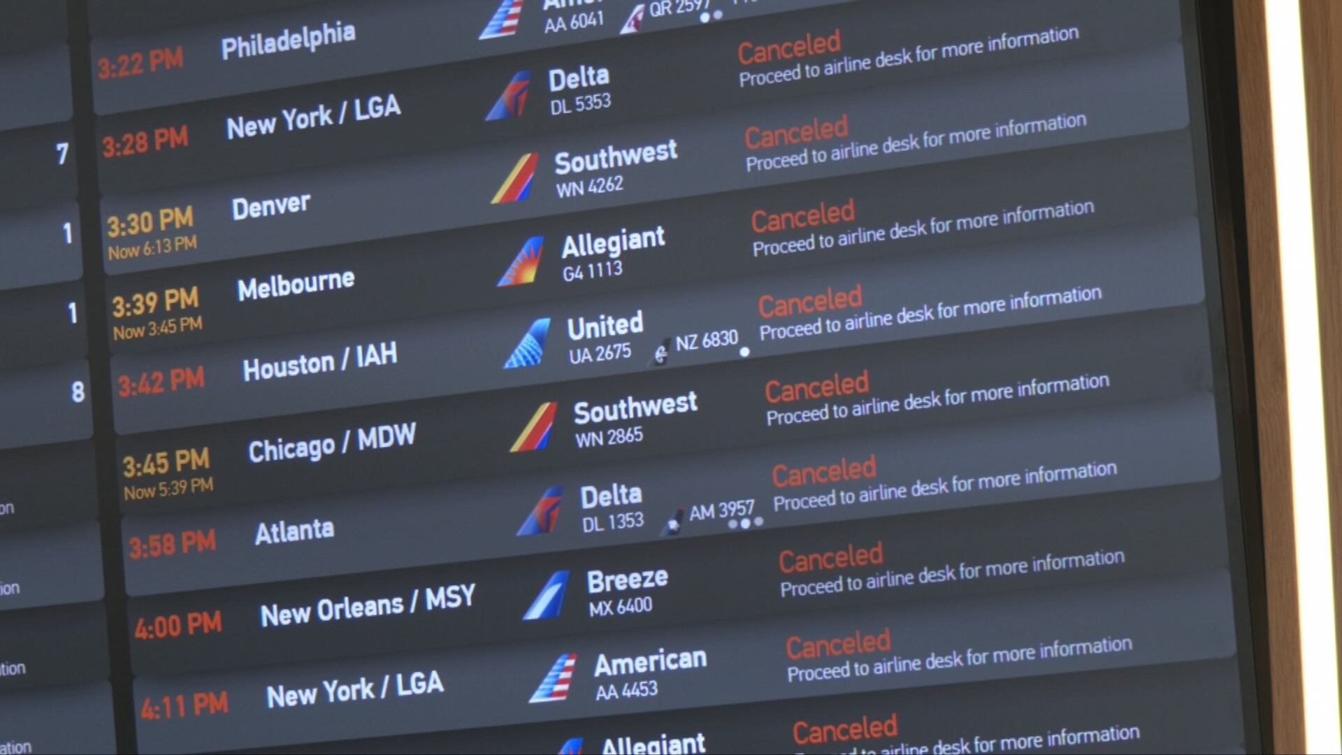 Over 200 flights canceled Sunday at Pittsburgh International Airport ...