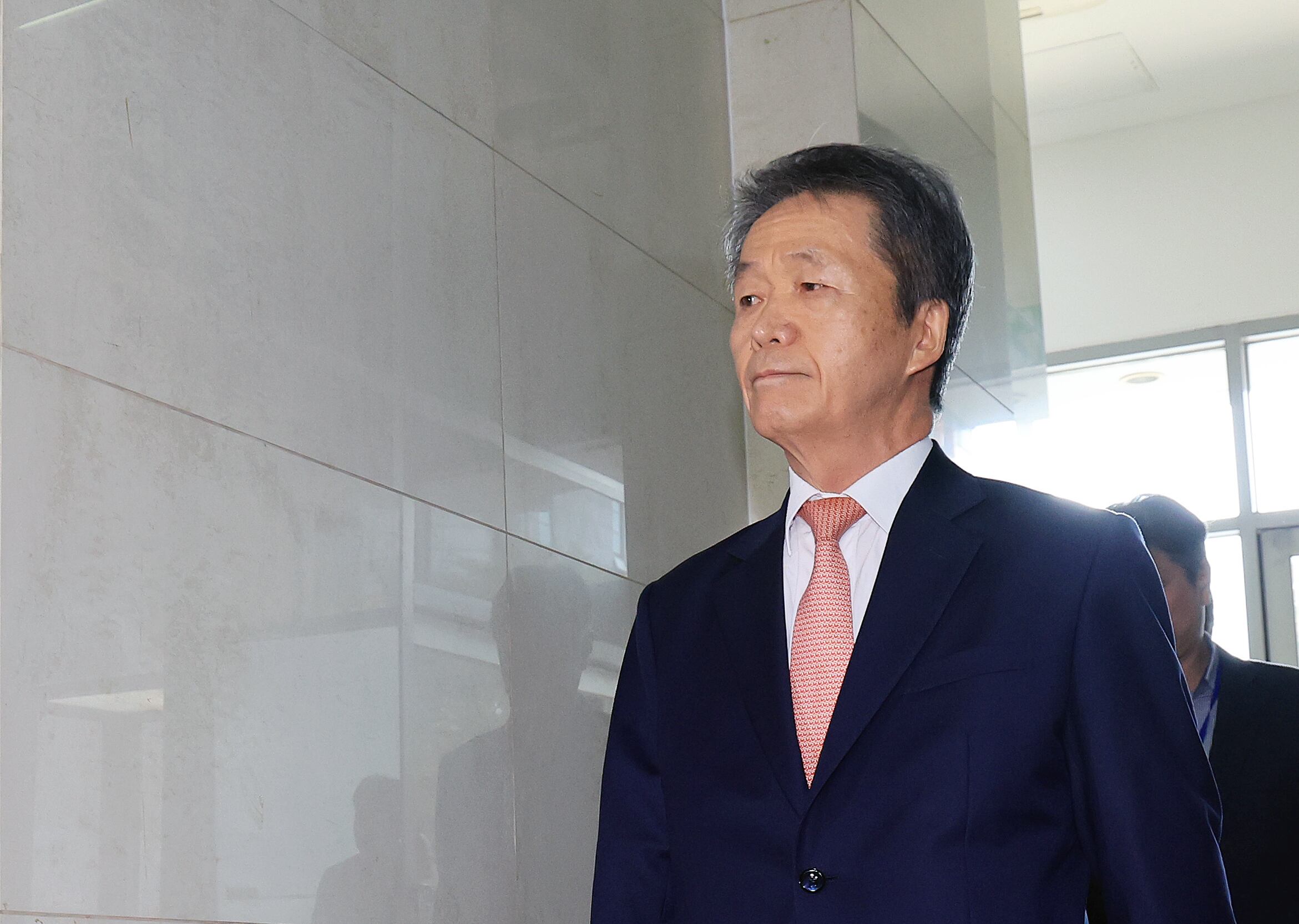 Police investigate NHRC Commissioner Kim Yong-won on dereliction, abuse ...