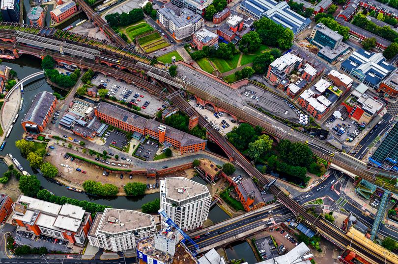 Brit commute nightmare as major fire causes disruptions across key cities