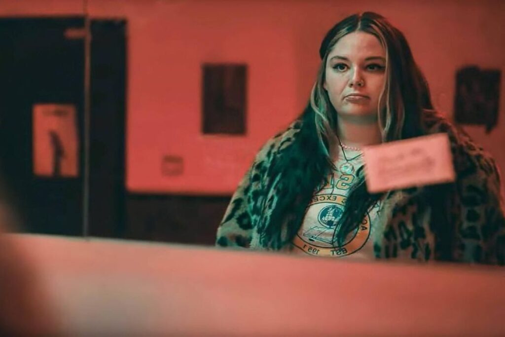 Megan Stalter takes a stand against TikTok’s controversial ICE policy ...