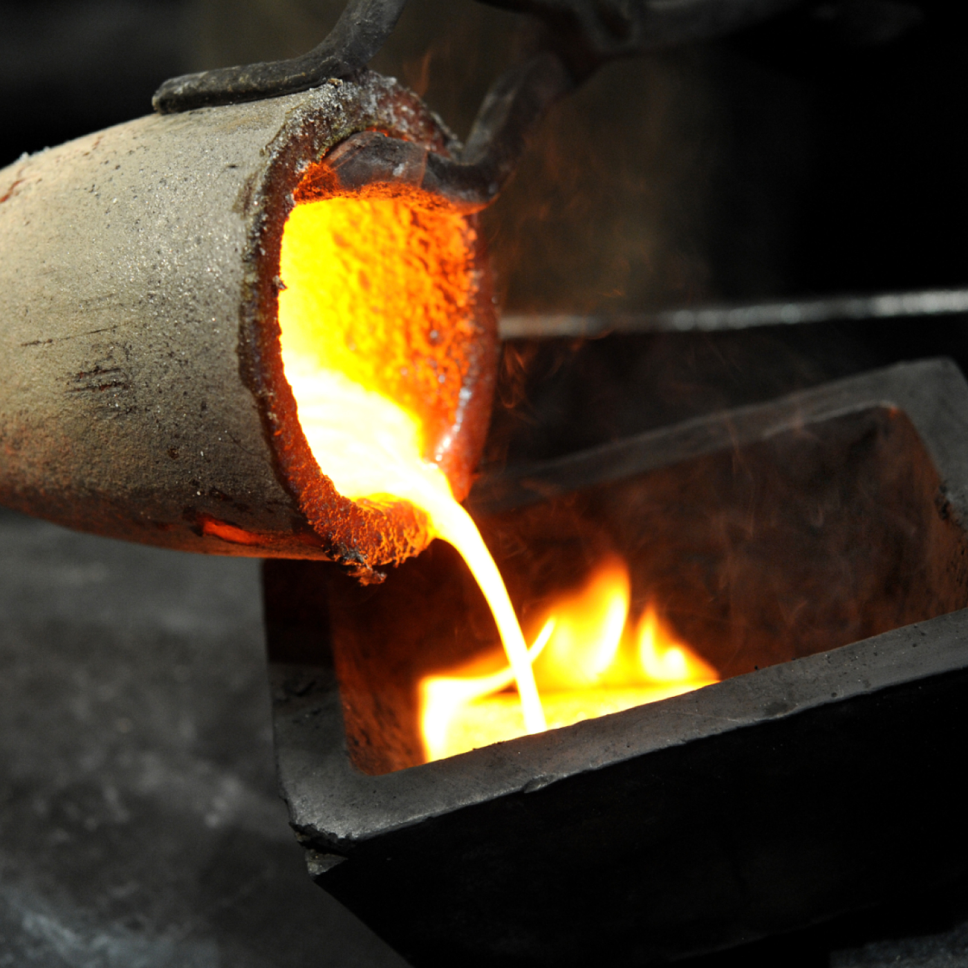 Feinunze Gold kostet erstmals mehr als 5.000 Dollar