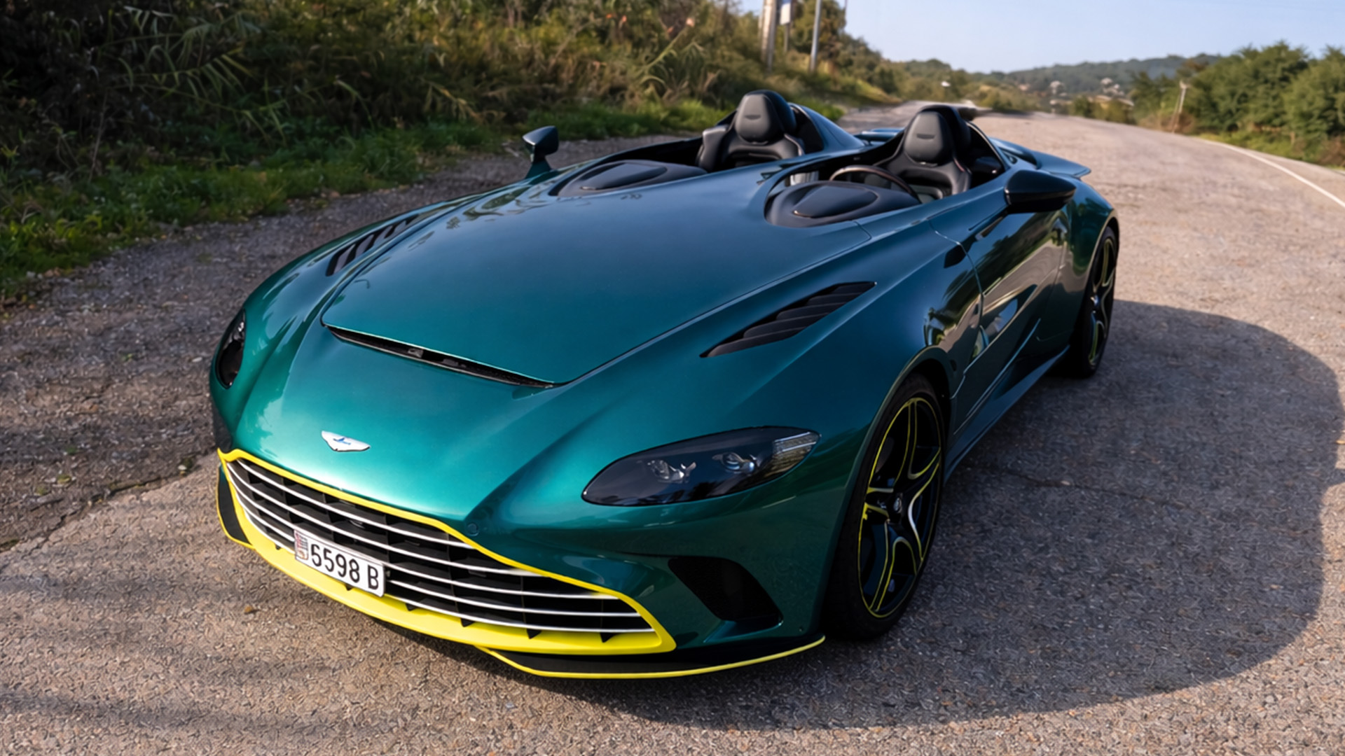 First drive in the Aston Martin V12 Speedster