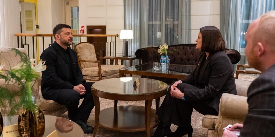 Zelenskyy meets Belarus opposition leader in Vilnius