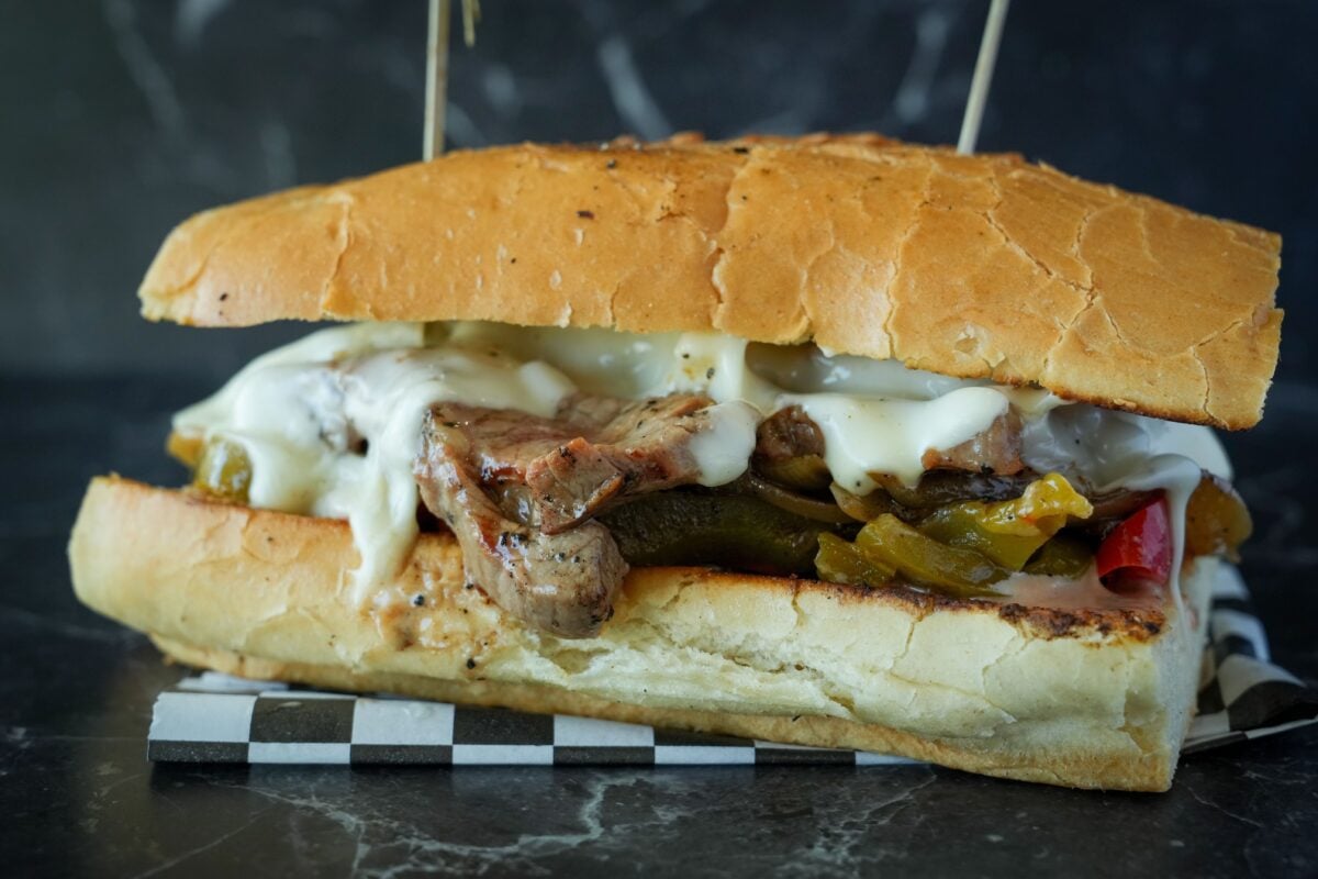 Panino Philly cheesesteak: l’equilibrio perfetto tra carne e formaggio