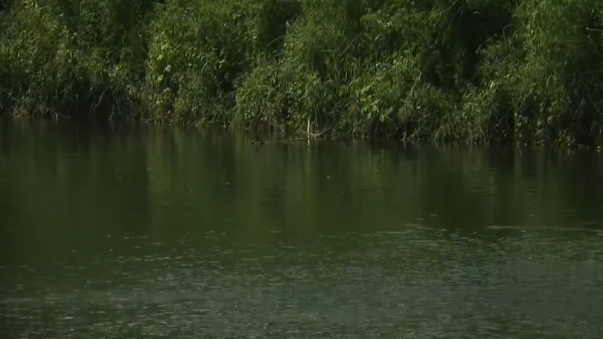 Two men dead, woman serious following drowning in NSW river