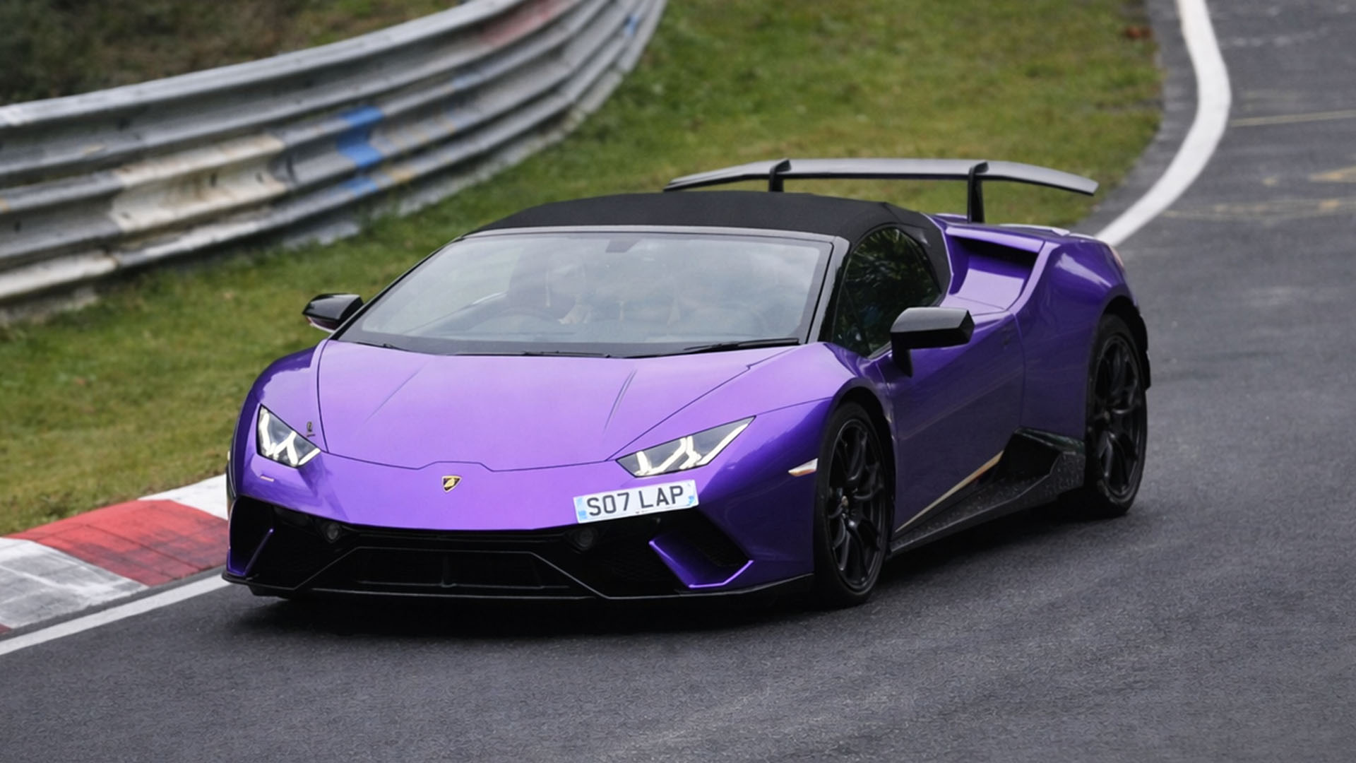 Touristenfahrten delivers real moments on Nürburgring track