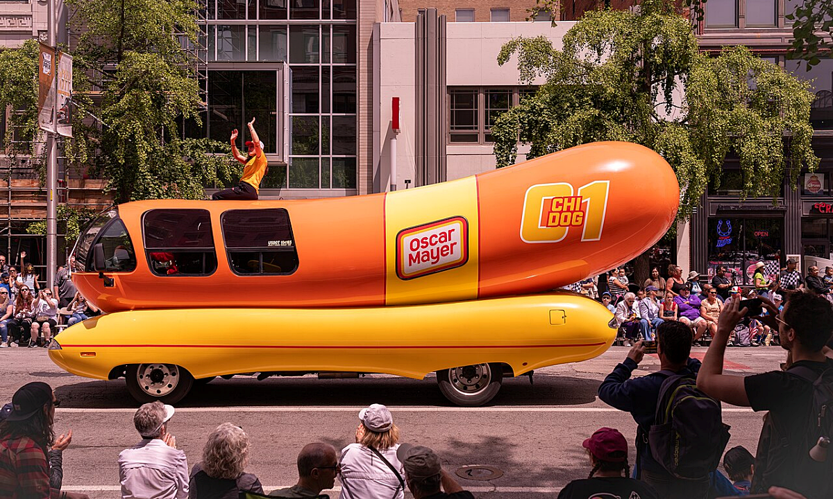 Hot dog! This tasty race is coming back for the Indy 500
