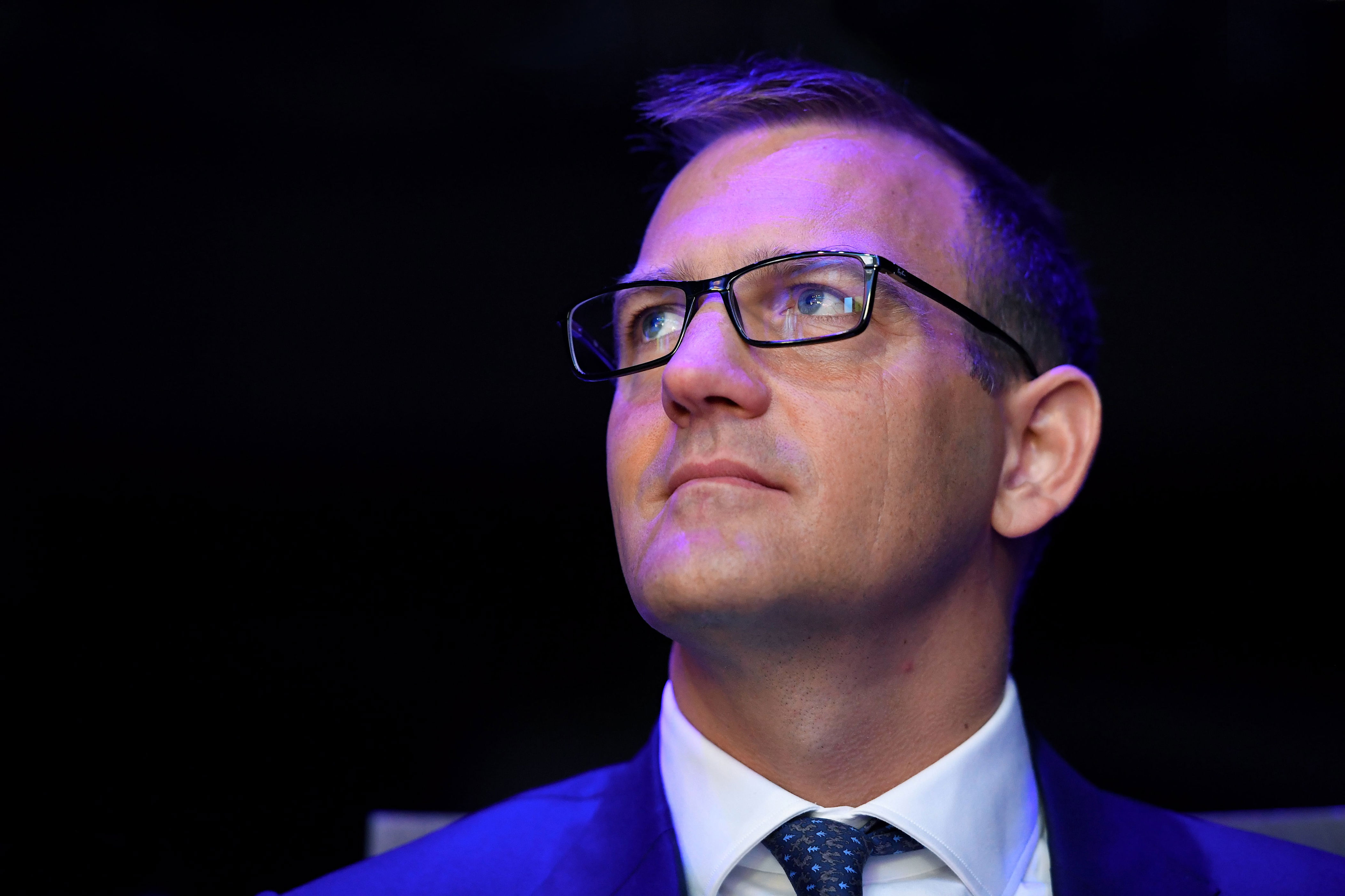 Le milliardaire tchèque Daniel Kretinsky lance une OPA sur Fnac-Darty