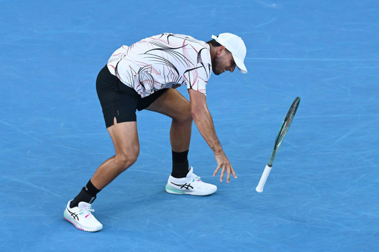 Sinner resumes Australian Open campaign after 'lucky' escape