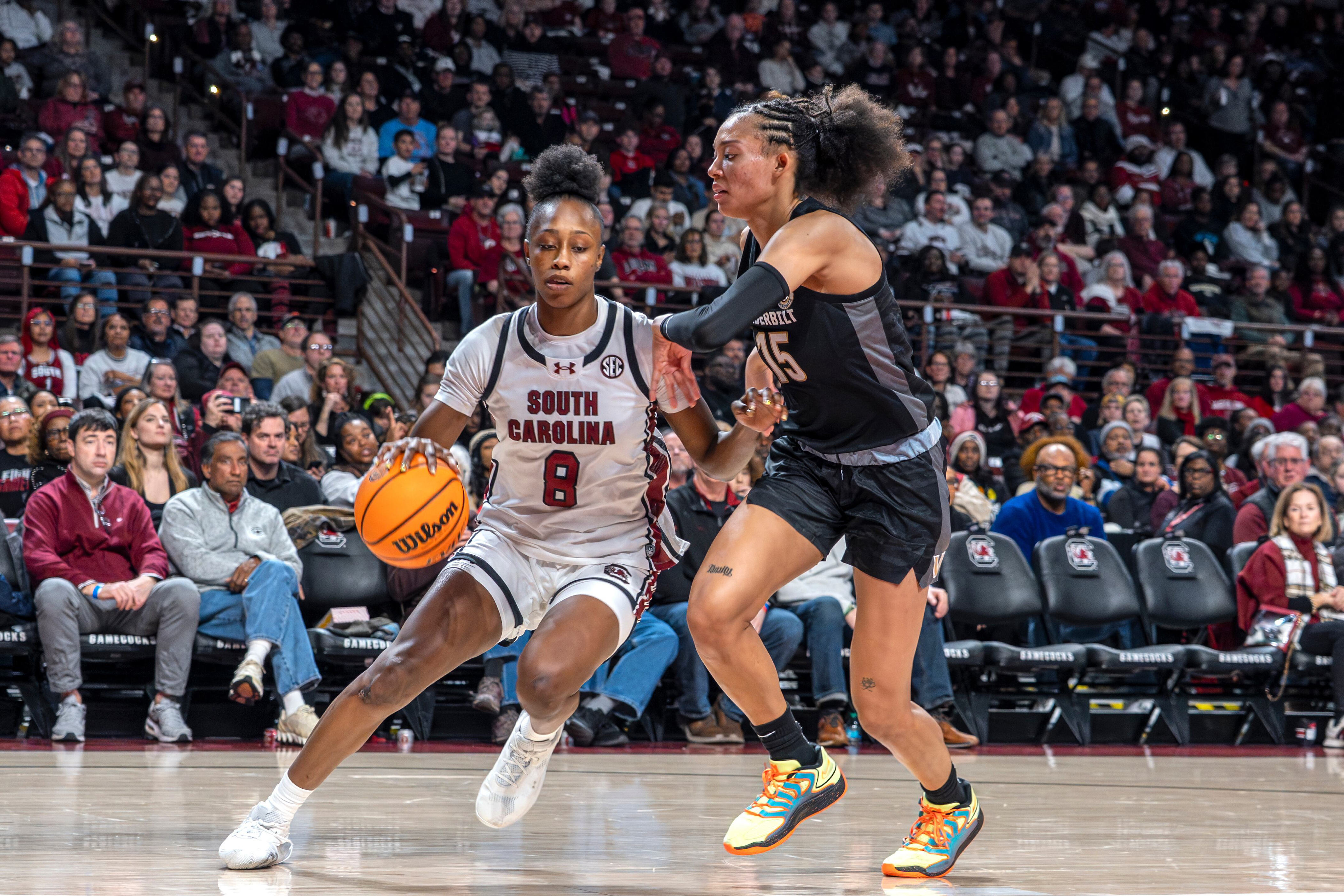 Latson, Johnson lead No. 2 Gamecocks to 103-74 win over No. 5 Vanderbilt