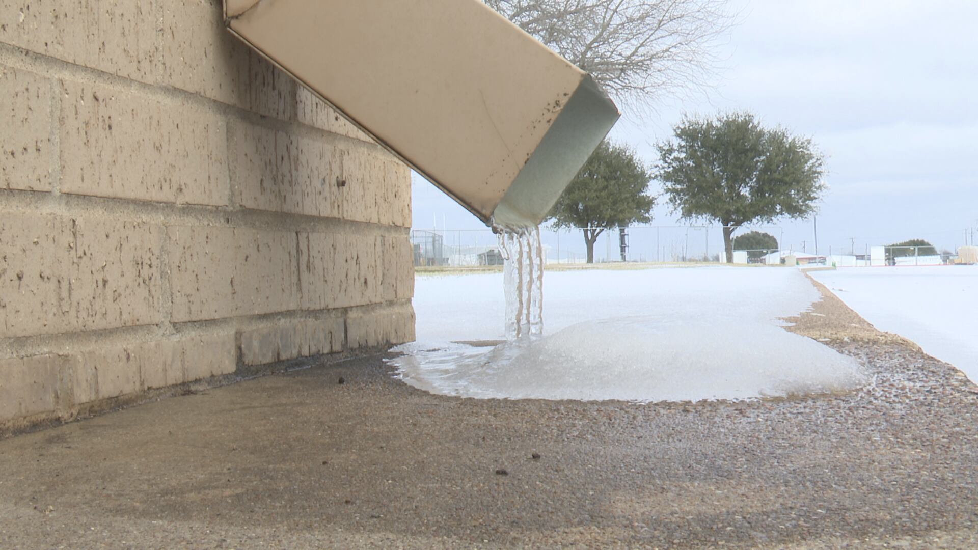 McGregor ISD closes due to icy conditions, frozen entry points