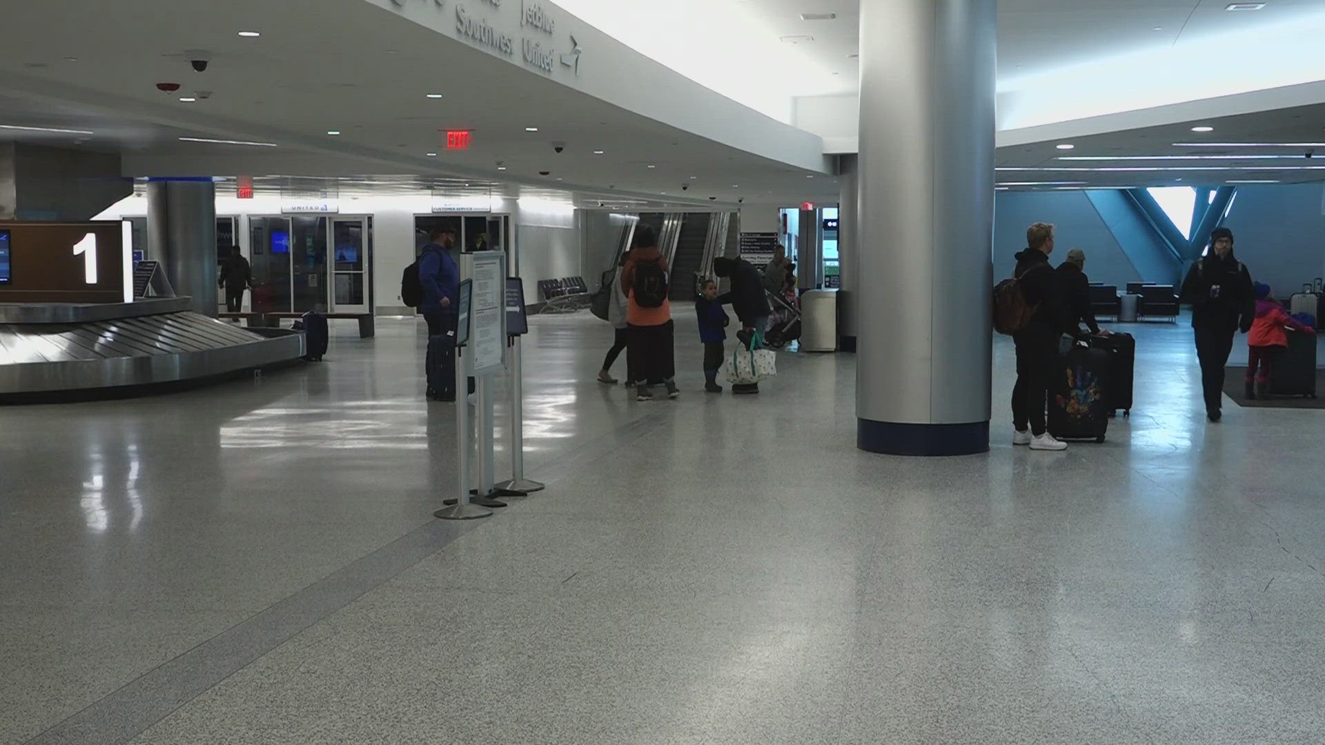 Winter weather impacts air travel at Buffalo Niagara International Airport