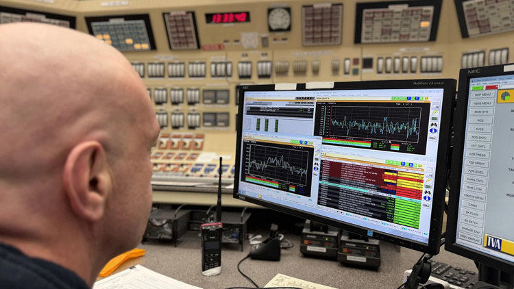 TVA: Power system holding up against dropping temps, but icing an issue ...