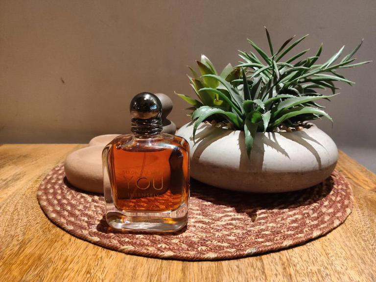 Poco M8 review: Classic mid-segment performer with classy premium looks