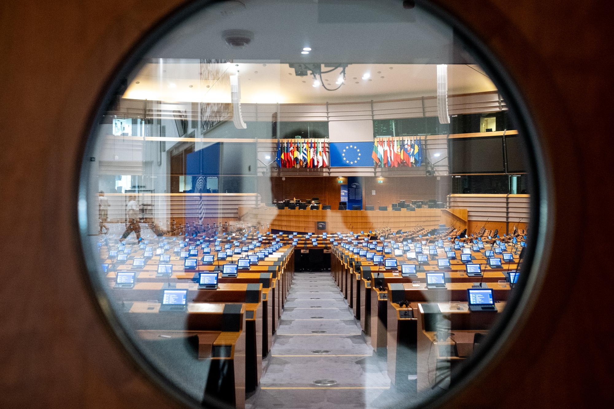 EU's far left and right coding obliterated by Iran and Israel votes