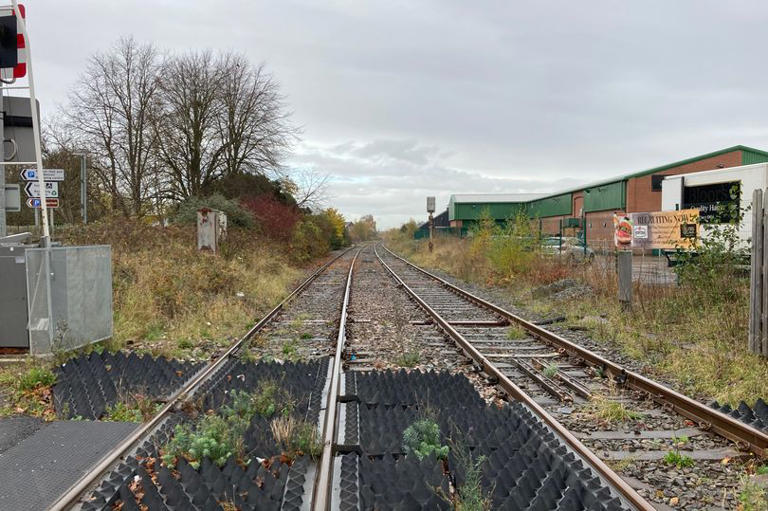 Major plans to restore historic Ivanhoe railway line are 'dead ...
