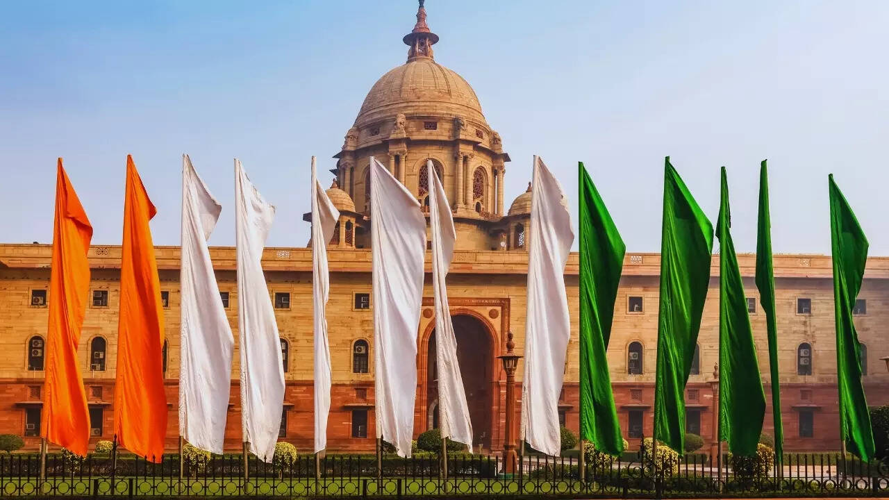 What is the difference between a republic and a democracy? Facts ...