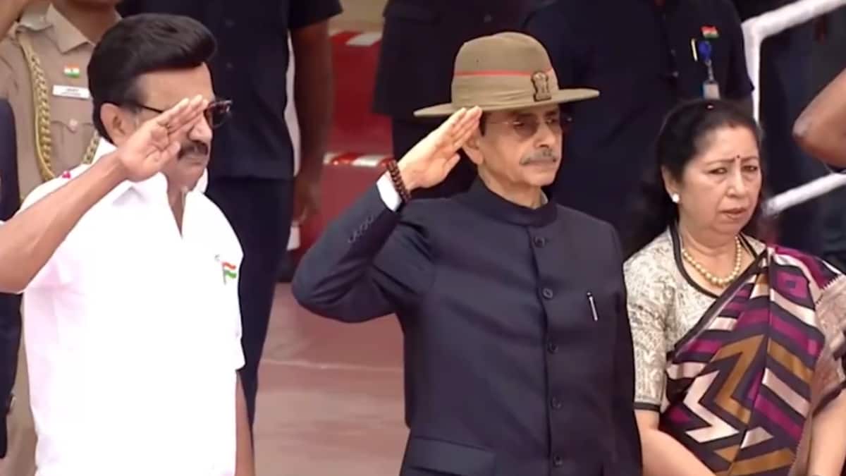 Tamil Nadu Governor R N Ravi hoists tricolour as CM MK Stalin, IAF ...
