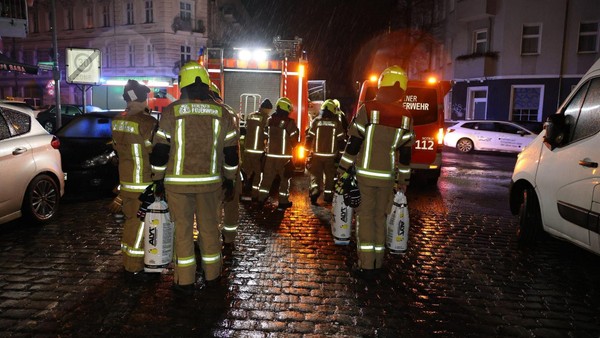 Glatteis sorgt für zahlreiche Unfälle in Berlin – Einschränkungen bei ...