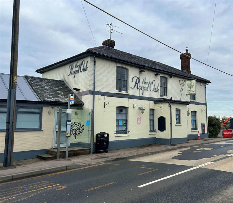 Divisive plans to reopen the Royal Oak in Blean – with a drive-thru car ...