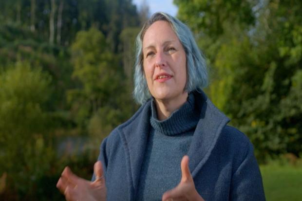 Helen Skelton teams up with divers in Grasmere search for missing camera