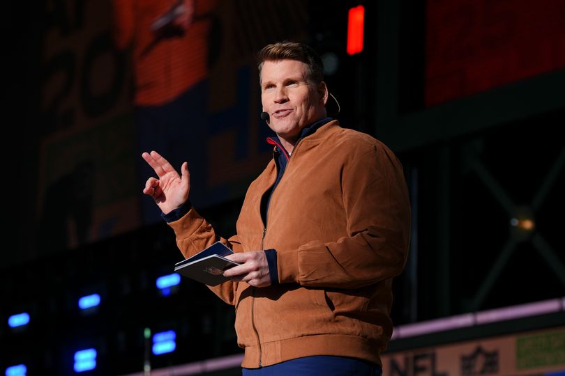 Scott Hanson fuels 'rigged' NFL speculation with hardly-believable ...