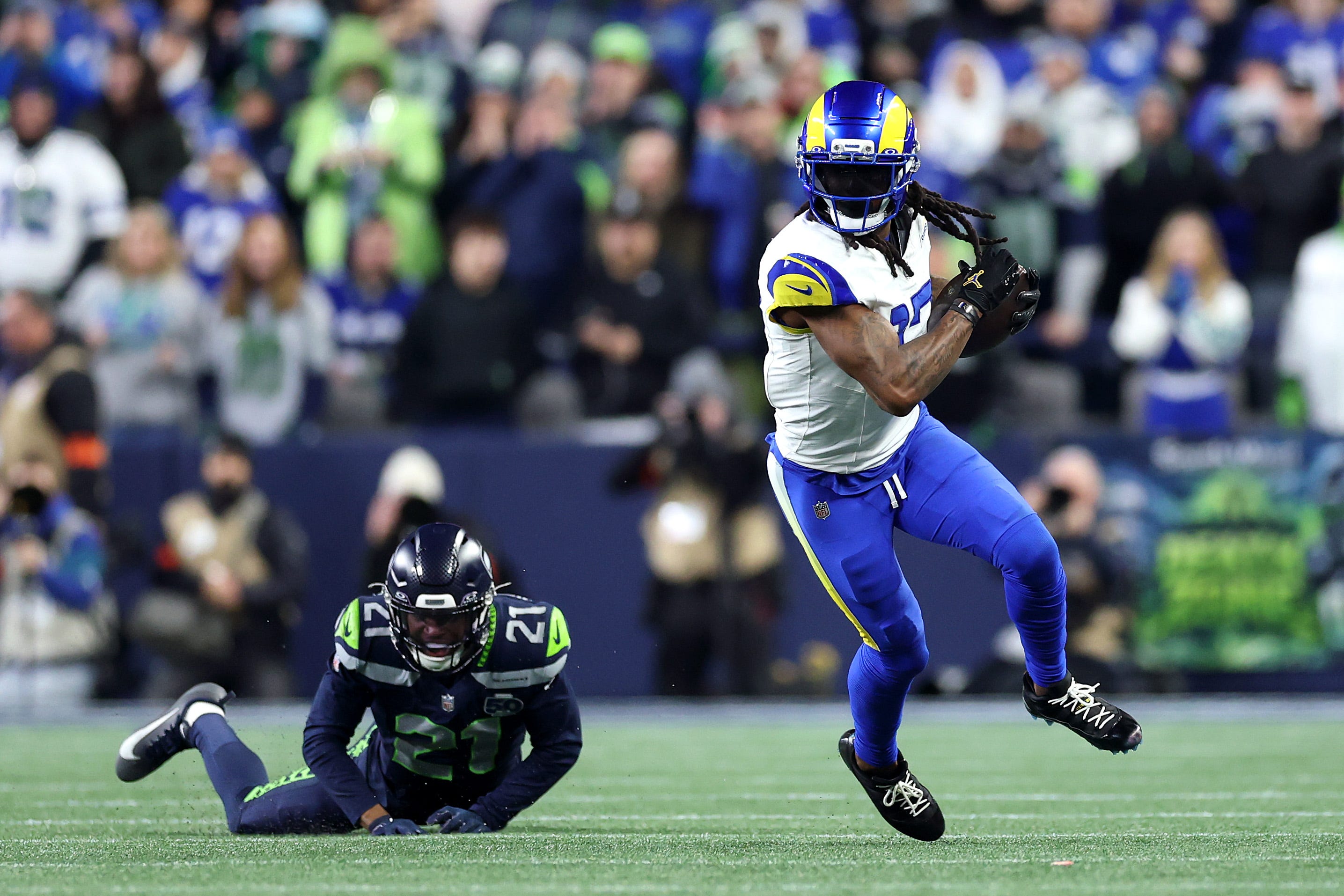 Davante Adams fights back tears after Rams' loss: 'It's tough to talk'