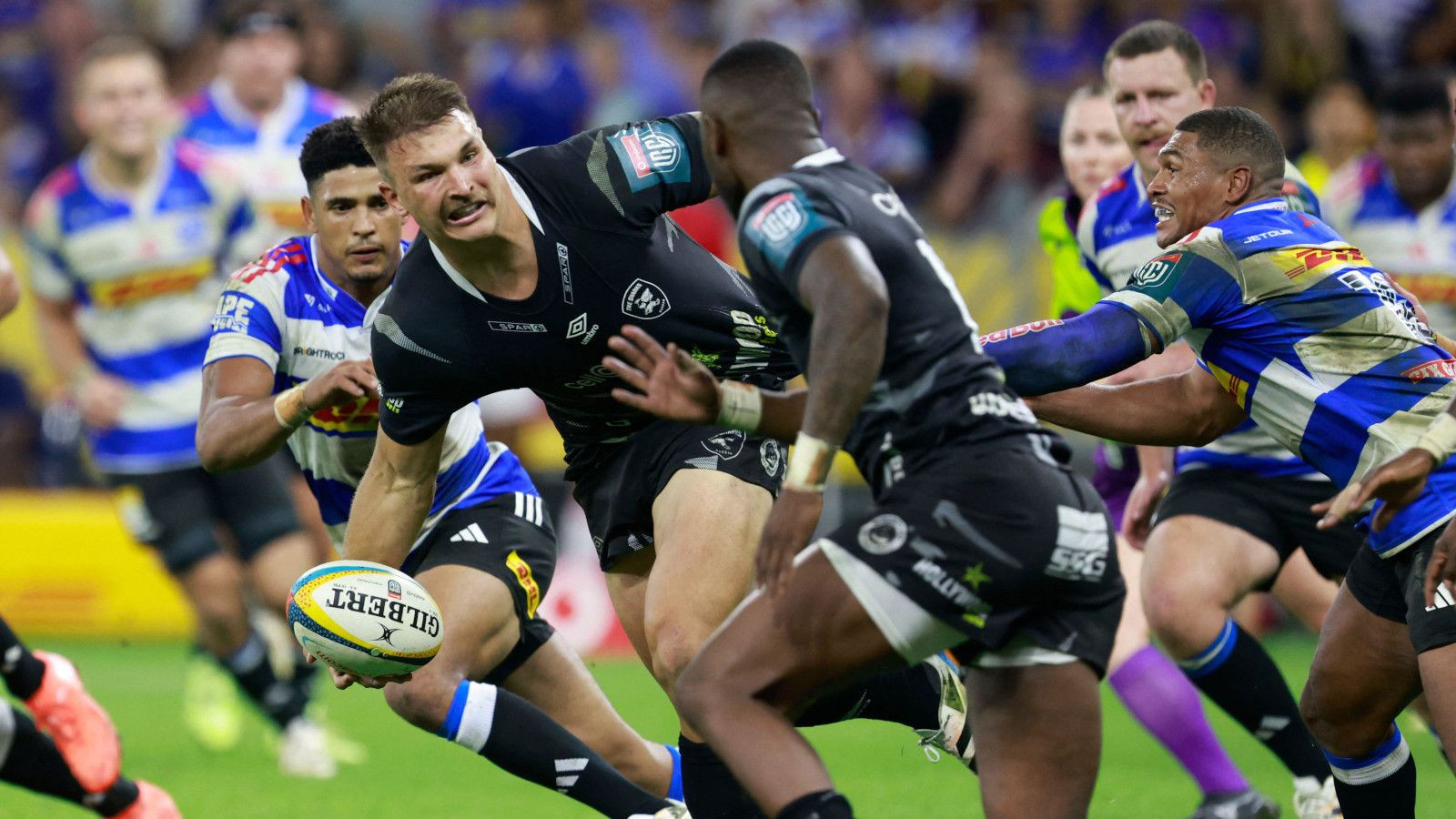 Resurgent Sharks look for creative solutions to loose forward injury crisis
