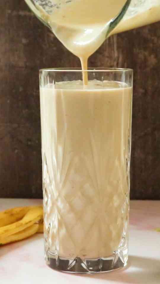 Apple + banana = the smoothie combo you've been looking for