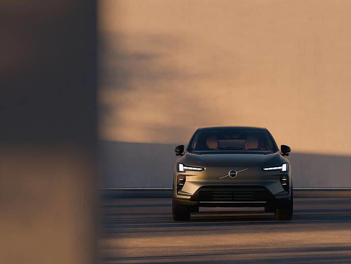 174 miles in 10 minutes—Volvo just made range anxiety feel obsolete