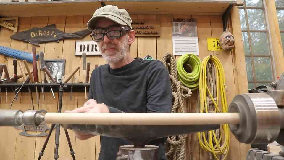 How a DIY spider lamp became functional art