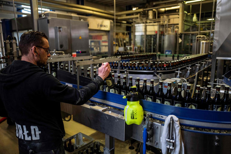 German business sentiment stalls