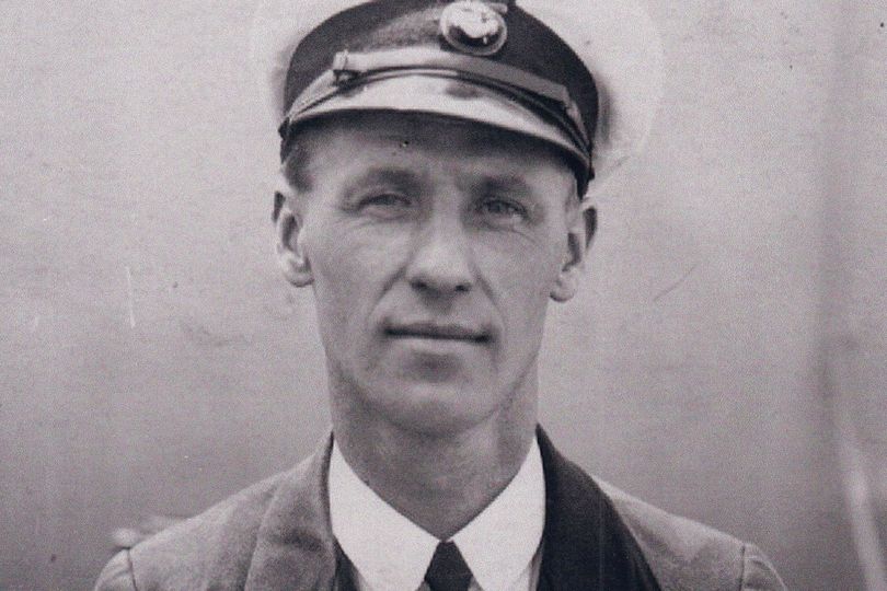 George Cross awarded to war hero who died diffusing Essex mine up for ...