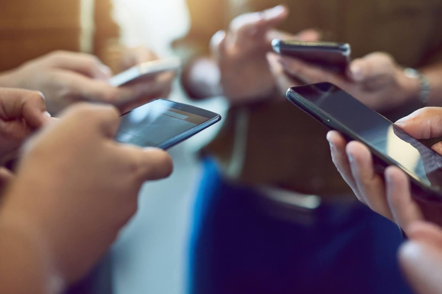 Efsane telefon markası Türkiye'ye geri dönüyor