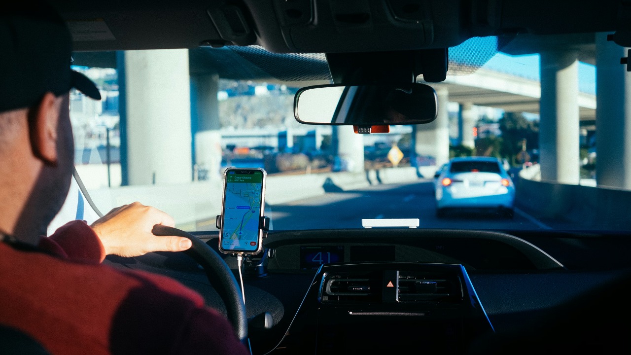 Congress blocks amendment to spy on drivers in cabin