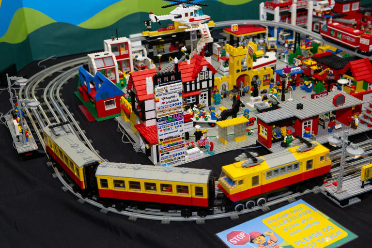 24 pictures from this year's Calder Valley Brick Show as fantastic Lego ...