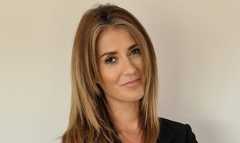 “I’m a career coach – you need to be using ChatGPT to get a payrise in ...