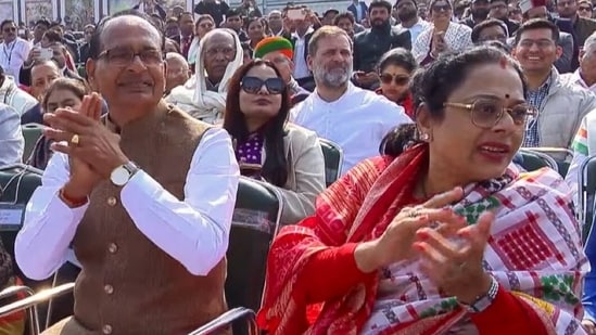 Republic Day parade seating row returns as Congress flags Rahul Gandhi ...