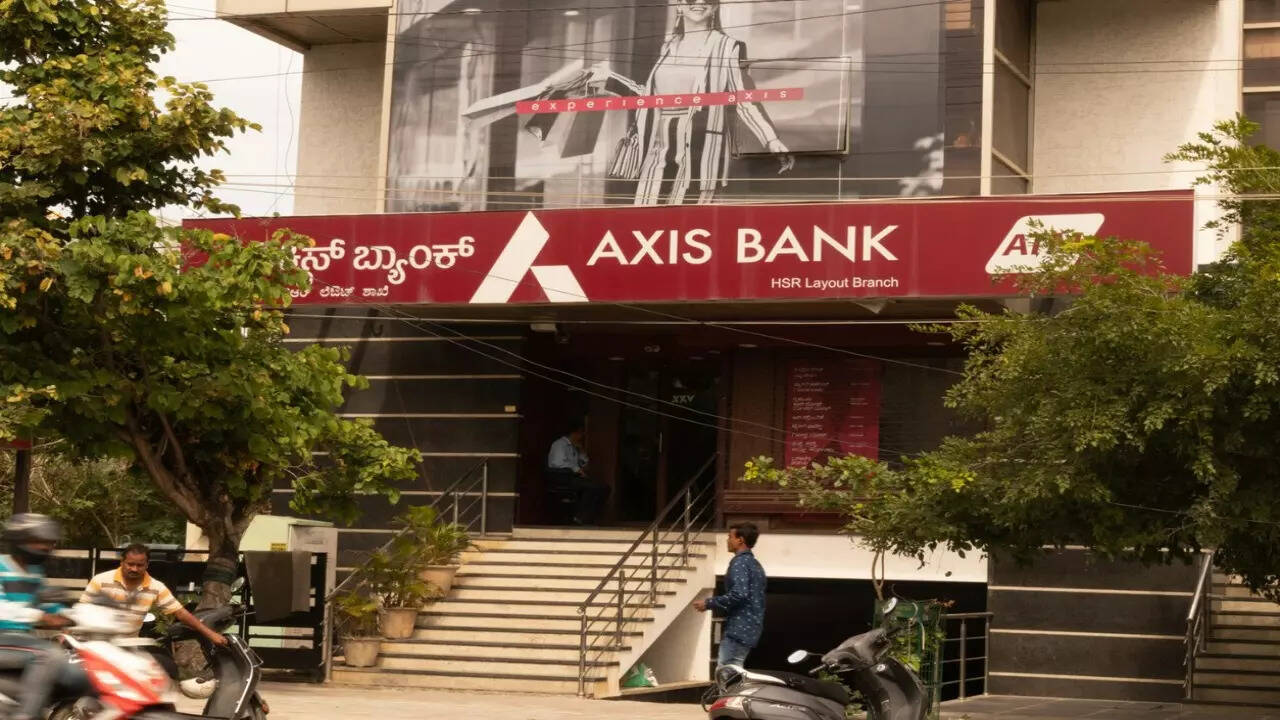 Axis Bank Q3 results: Net profit jumps 3% to Rs 6490