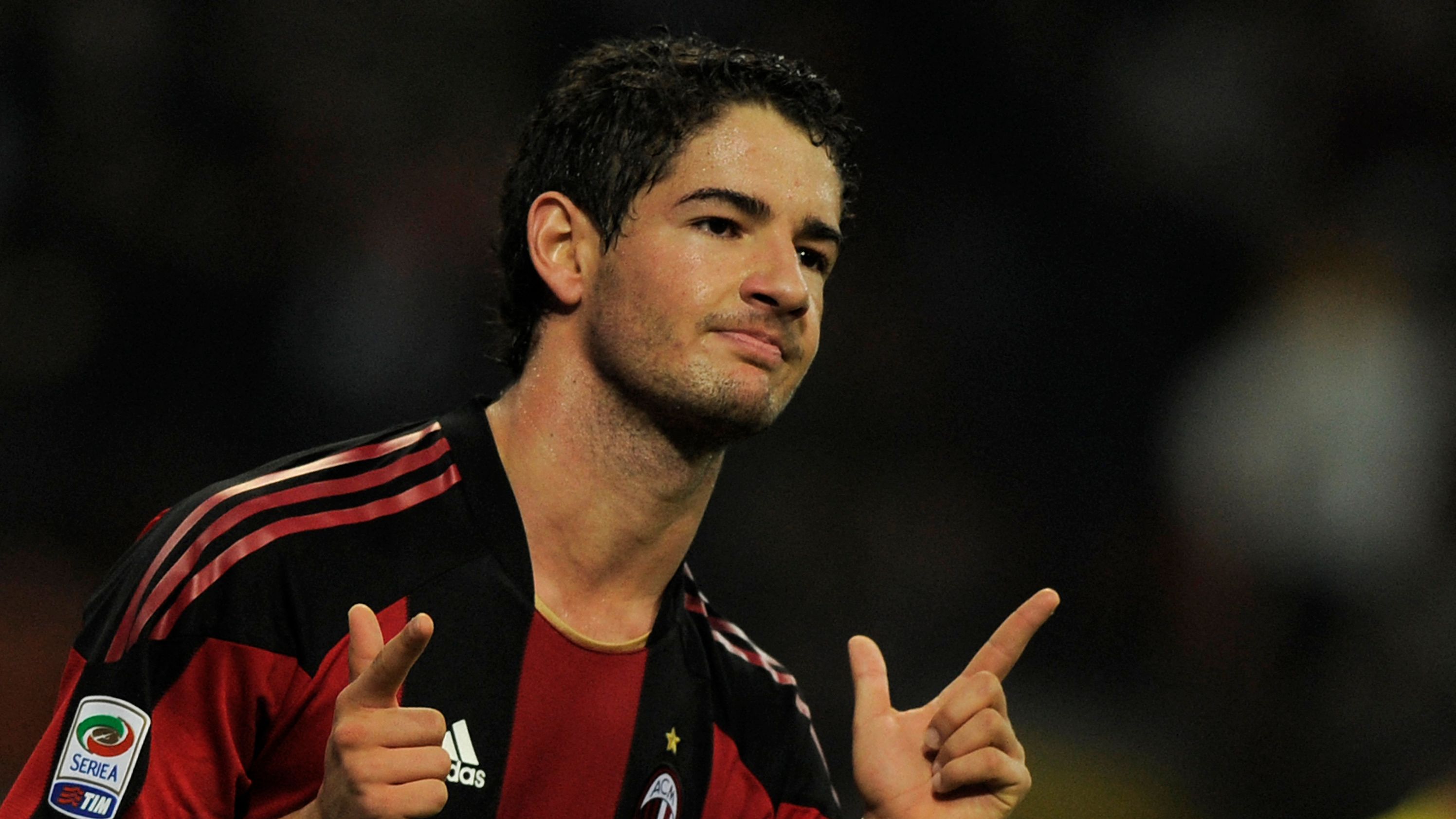 Ex-AC Milan, Chelsea & Brazil striker in talks over sensational ...