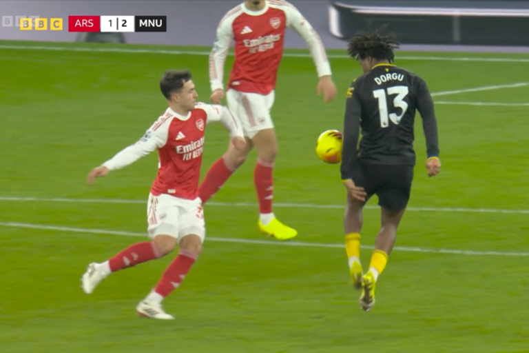 Harry Maguire penalty, Patrick Dorgu handball, VAR drama – Arsenal vs ...