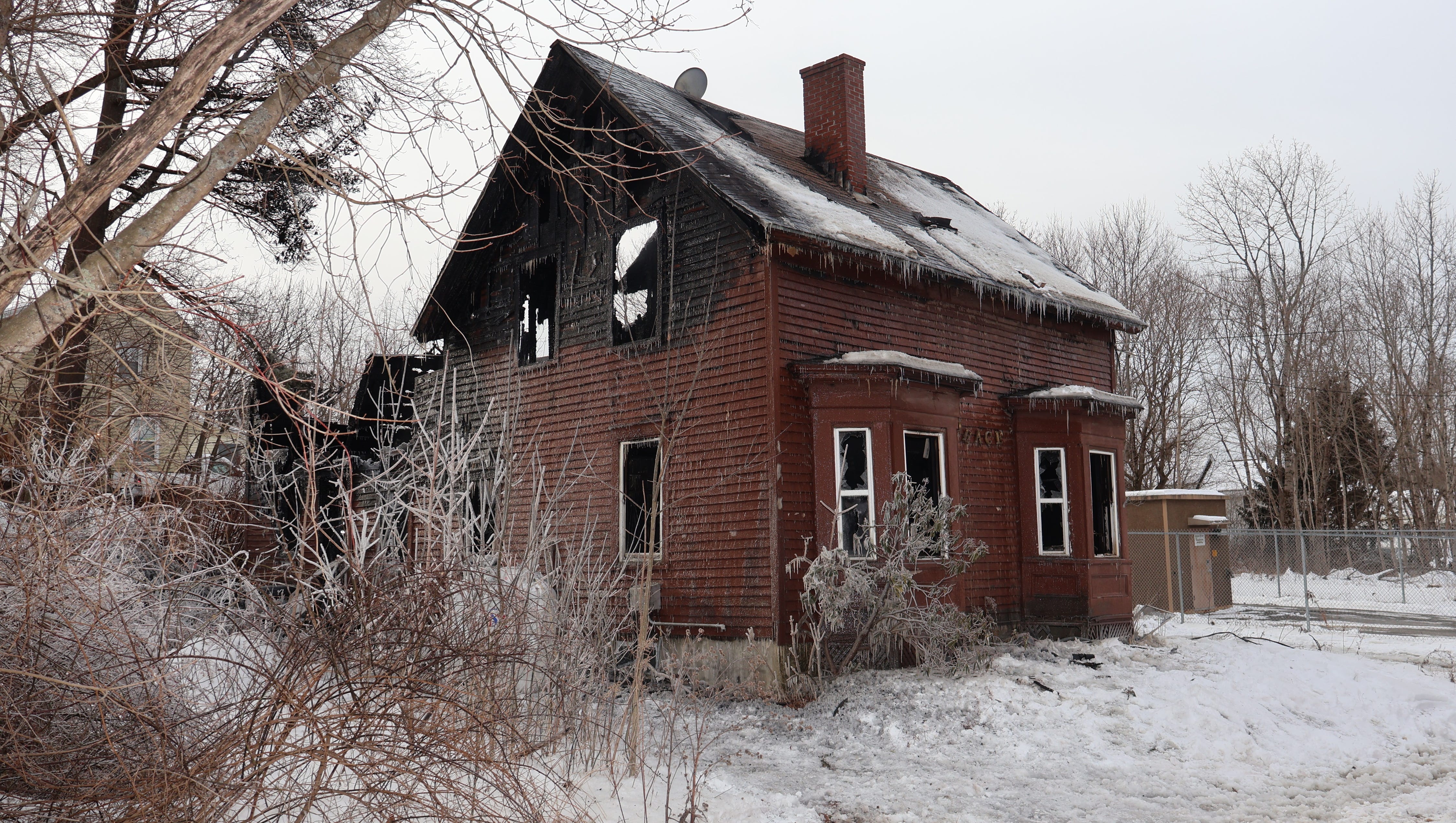 Fire burns second vacant home in Ellsworth in as many weeks