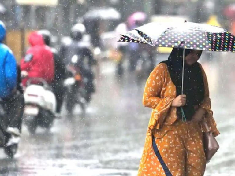Ayodhya weather today: बारिश से ठिठुरेगी अयोध्या! ठंड और गलन बढ़ने के ...