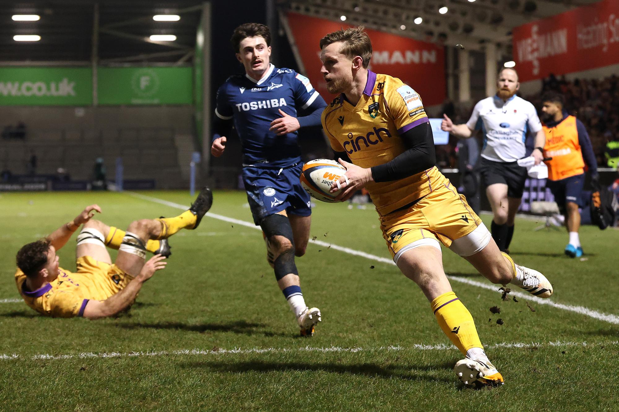 'We know people will be coming for us', says Saints centre Hutchinson